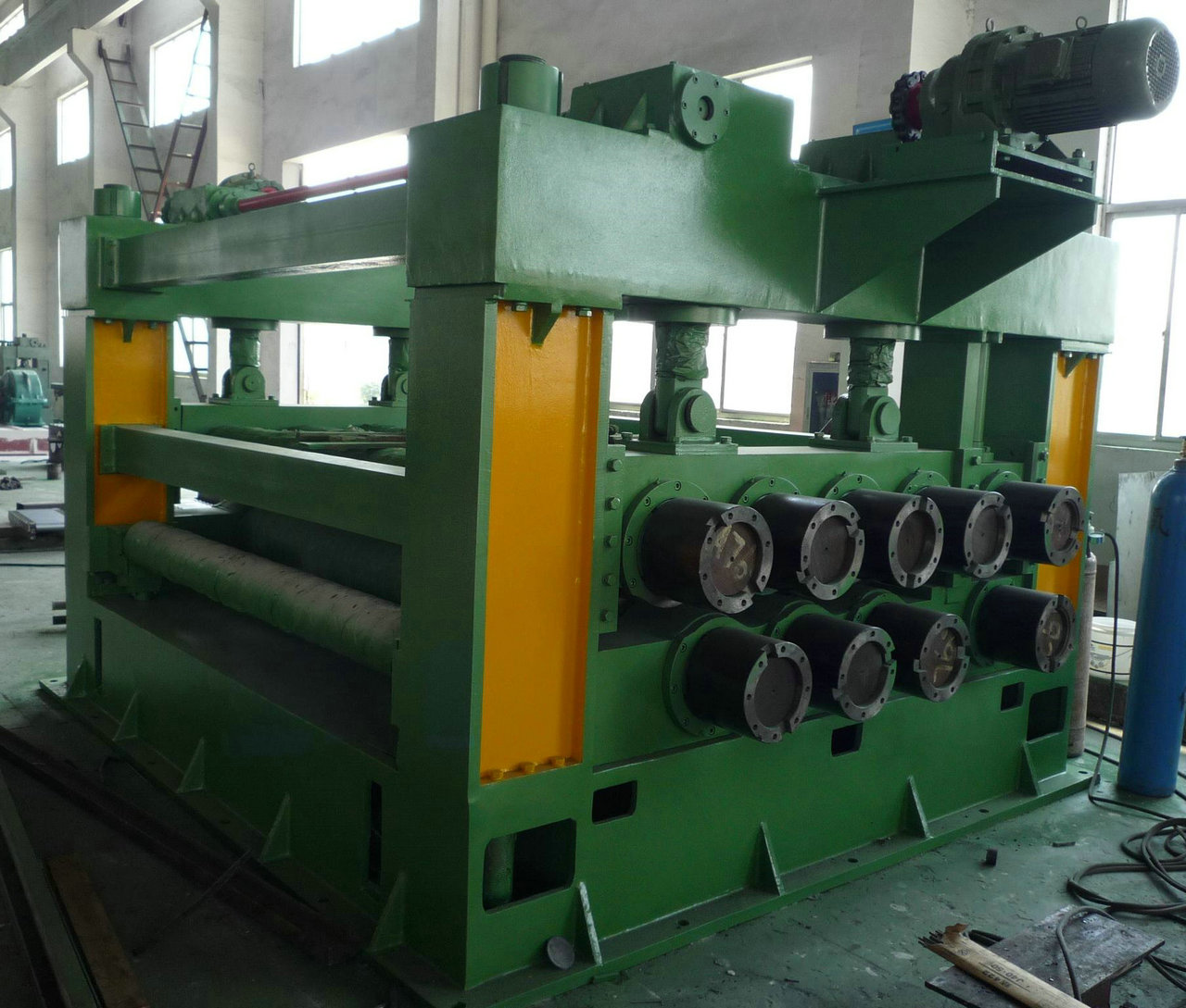 9-Roll Leveling Machine (Including Pinch Roll)